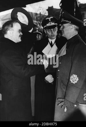 Le Ministre des affaires étrangères du Reich, Joachim von Ribbentrop ...