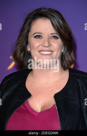 Emilie Lopez participe à la première Aladdin au cinéma Grand Rex à ...