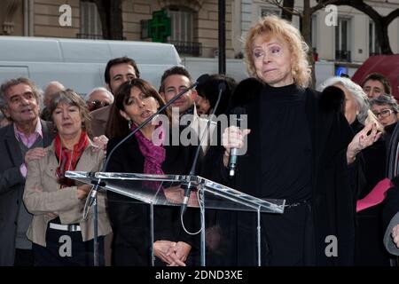 Veronique Estel célébration de la place Jean Ferrat entre le boulevard ...