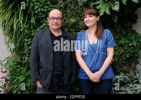 Christophe Conte et Charline Roux assistent à la conférence de presse ...