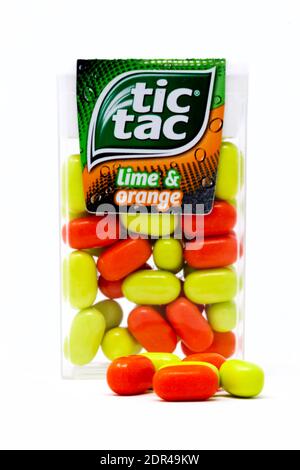TIC TAC citron vert et orange Photo Stock - Alamy
