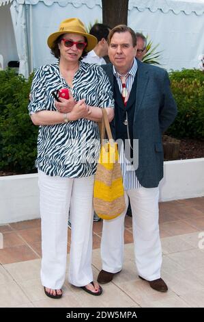 Timothy Spall et sa femme Shane à un photocall pour le film 'Mr. Turner ...