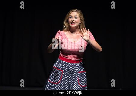 L'humoriste français Constance se produit au Théâtre de Verdure de Nice ...