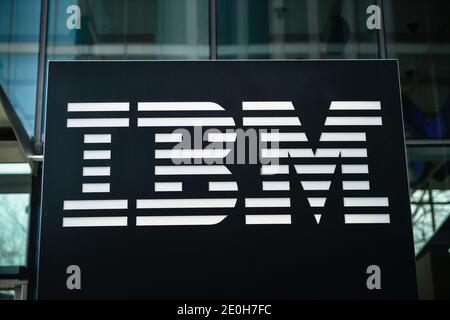 IBM Watson Centre Ito, Mies-van-der-Rohe-Strasse, Schwabing, Munich, Bayern, Deutschland Photo ...