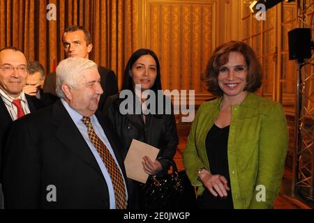Photo du dossier de Nahed Tlass Ojjeh vu à Paris, France, le 30 ...