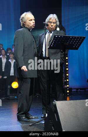Jean-Michel Bardet (les Prétres) en direct sur scène à Paris, France ...