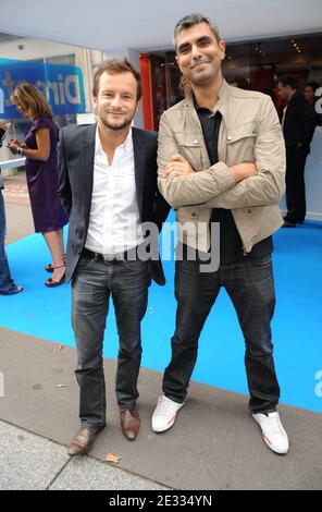 Jeremy Michalak et Alexandre dos Santos aka Zumeo arrivent à la ...