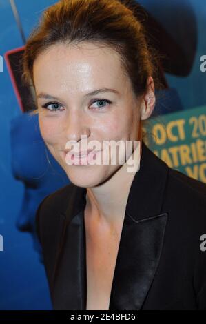 EXCLUSIVITÉ - Lucie Jeanne participe au lancement de la 4e série ...