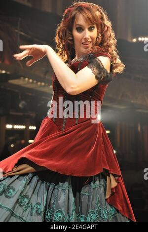 Geraldine Larrosa (Ines) en représentation lors d'une présentation de ...