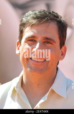 STEVE CARELL DR. SEUSS Horton Hears a Who WORLD PREMIERE WESTWOOD LOS ...