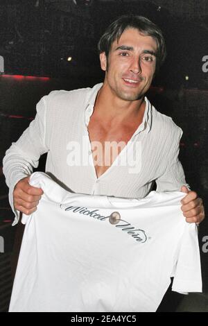 La star de la télé réalité française Gregory Basso ('Greg the ...