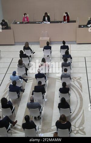 Barcelone, Espagne. 12 mars 2021. Ignacio Garriga (L) le dirigeant du ...