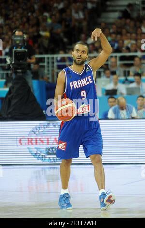 Tony PARKER de France pendant le match de qualification de basket-ball ...