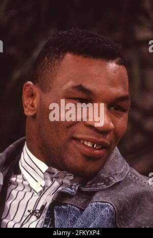 Mike Tyson Circa années 80 crédit: Ralph Dominguez/MediaPunch Photo ...