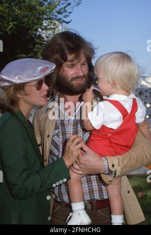 Kurt Russell Season Hubley et son Boston Russell Circa 1981 crédit ...