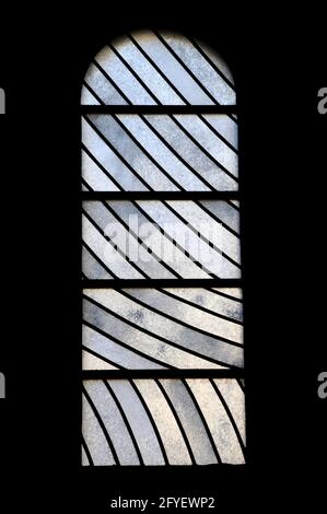 FRANCE. AVEYRON (12) CONQUES, ABBAYE STE FOY. VITRAUX PIERRE SOULAGES ...