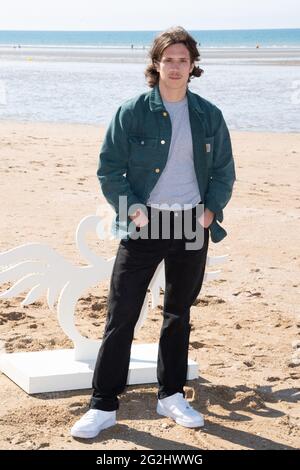 Abraham Wapler participe à la plage Photocall dans le cadre du 35e ...