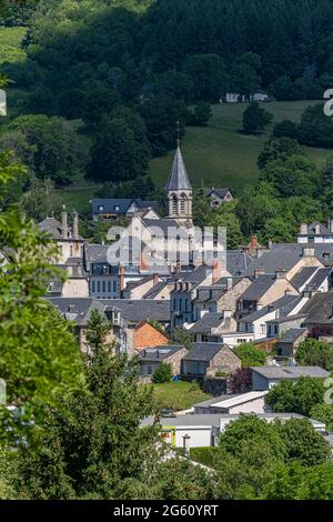 France, Cantal, Condat en Feniers, ancien restaurant, parc naturel ...