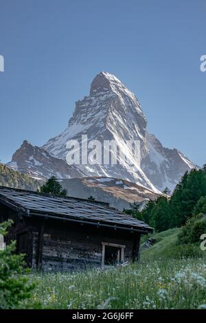 Le Mighty et beau Matterhorn, la célèbre et emblématique montagne ...