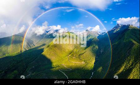210728 -- NYINGCHI, 28 juillet 2021 -- une photo aérienne prise le 21 ...