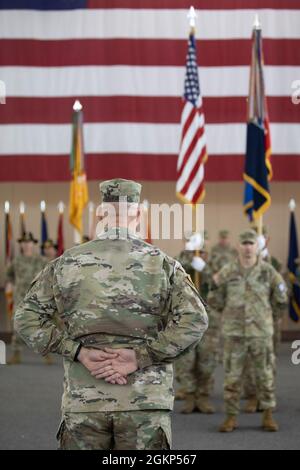 Le colonel Michael McFadden, commandant de la 3e Brigade de l'aviation ...