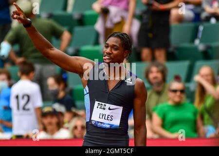 Noah Lyles (CAN) termine le 200m en 19.52 lors de la 46e Prefontaine ...