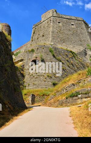 GAVI,Alessandria,Piemonte,Italie. Vue sur le fort de Gavi, une ...