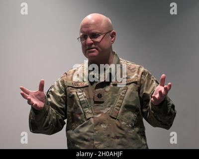 Le lieutenant-colonel Kurt Taylor, aumônier de la Garde nationale ...