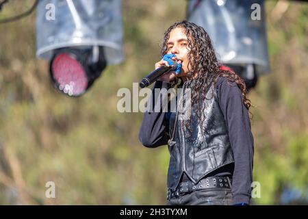 070 Shake (Danielle Balbuena) pendant le Festival de musique Outside ...