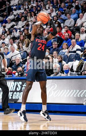 Dayton guard Kobe Elvis (24) plays during the second half of an NCAA ...