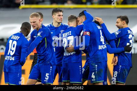 Patrik Schick (Leverkusen), Florian Wirtz (Leverkusen) Bayer Leverkusen ...