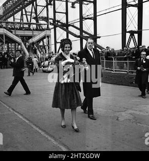 La princesse Alexandra lance le navire Waikato au chantier naval ...