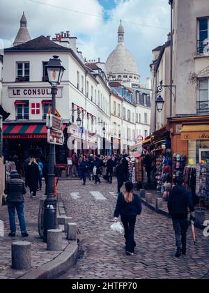 toutes les photos correspondent à un voyage à paris, en france, en 2019 ...