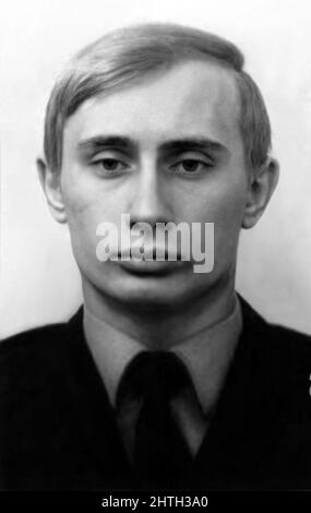 1977 CA , URSS : le politicien russe VLADIMIR POUTINE ( né à Lelingrad ...