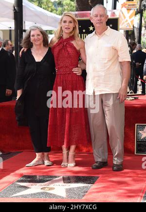 Claire Danes (au centre) avec Carla Danes et Christopher Danes comme ...