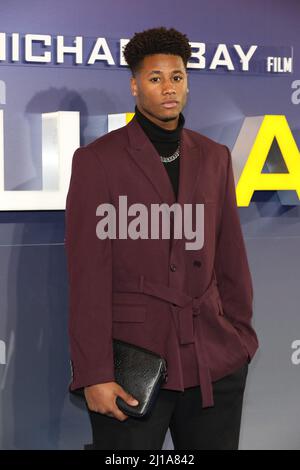 Alexis André Jr participe à la projection spéciale britannique de ...