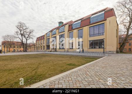 Bâtiment principal de l'Université Bauhaus de Weimar, ancien de l'école ...