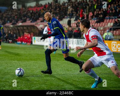 DUIVENDRECHT, PAYS-BAS - AVRIL 4 : Enric Liansana d'Ajax U23, arbitre ...