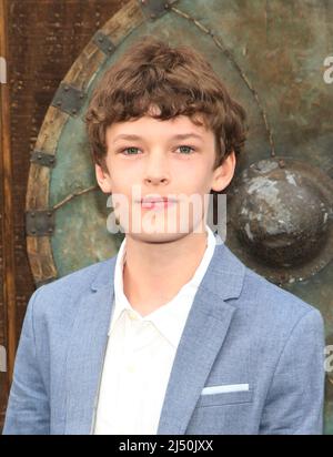 Oscar Novak lors de la première à Los Angeles de 'The Northman' qui s ...