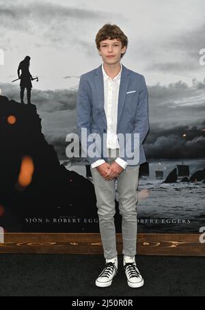 Oscar Novak lors de la première à Los Angeles de 'The Northman' qui s ...