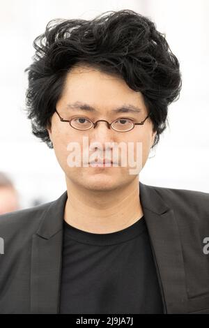 Davy Chou assiste au photocall de Retour a Séoul lors du festival ...