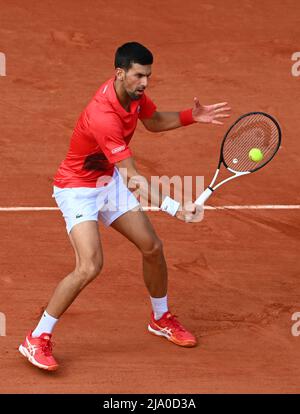 Novak Djokovic lors de la finale de l'Open de France, tournoi de tennis ...