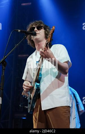 Jack Cochrane, chanteur et guitariste en chef du groupe de rock ...