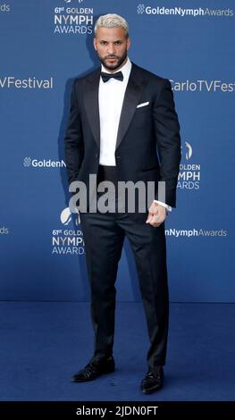 La mannequin slovaque, l'actrice et la présentatrice Adriana Karembeu ...