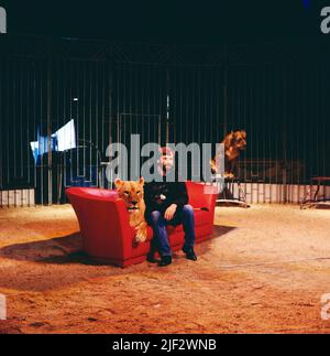 Die Rote Couch, ZDF Unterhaltungsmagazin über Lebensaten und Gefühle ...