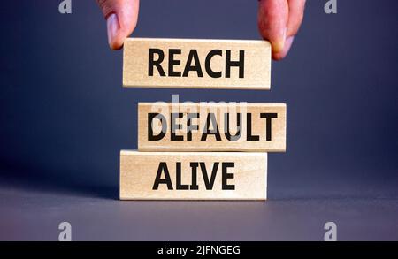 Atteindre le symbole actif par défaut. Concept mots atteindre défaut ...