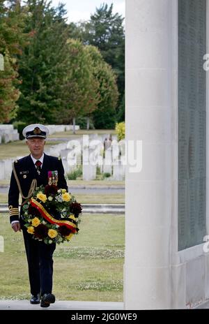 Dimanche 3rd 22 juillet. Le capitaine (naval) Flamant, attaché de ...