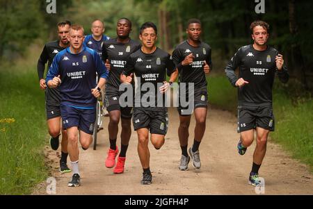 Pierre Patron de Charleroi, Nicolas Still, analyste vidéo de Charleroi ...