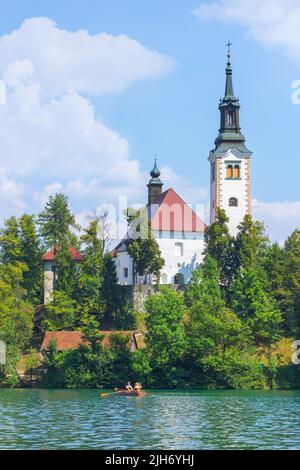 Lac de Bled, Slovénie - 20 août 2018 : certains bateaux de tourisme ...