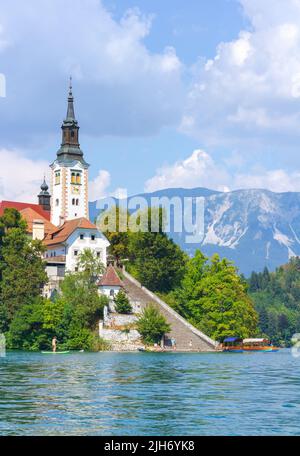 Lac Bled, Slovénie - 20 août 2018 : vue verticale de l'Assomption de l ...